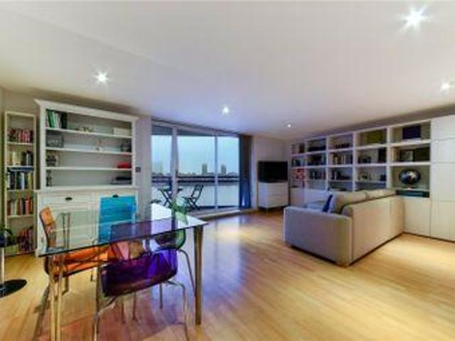 2 Bedrooms Flat for sale in Apollo Building, 1 Newton Place, London E14