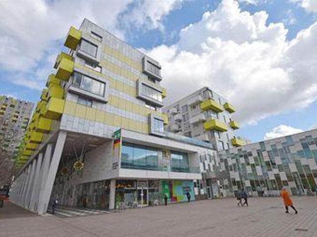 2 Bedrooms Flat for sale in Arboretum Place, Barking IG11