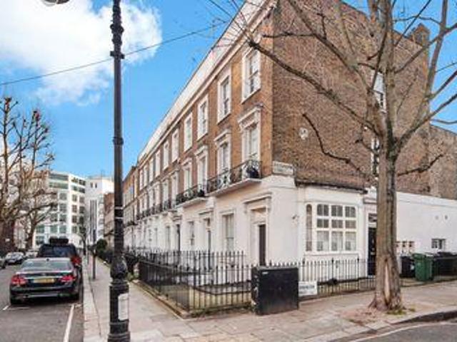 2 Bedrooms Flat for sale in Arlington Road, London NW1