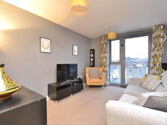 2 Bedrooms Flat for sale in Armidale Place, Montpelier, Bristol BS6