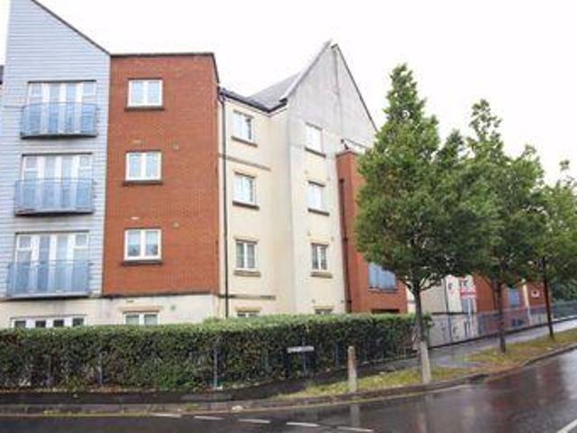 2 Bedrooms Flat for sale in Arnold Road, Mangotsfield, Bristol BS16