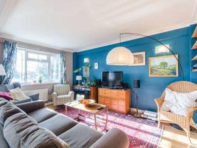 2 Bedrooms Flat for sale in Ashford Road, Cricklewood NW2