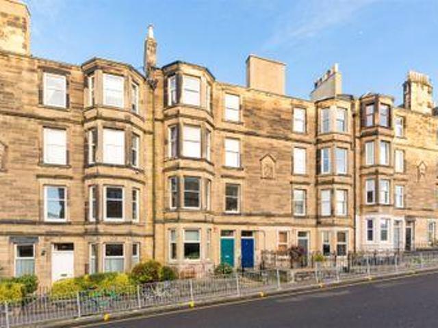 2 Bedrooms Flat for sale in Ashley Terrace, Shandon, Edinburgh EH11