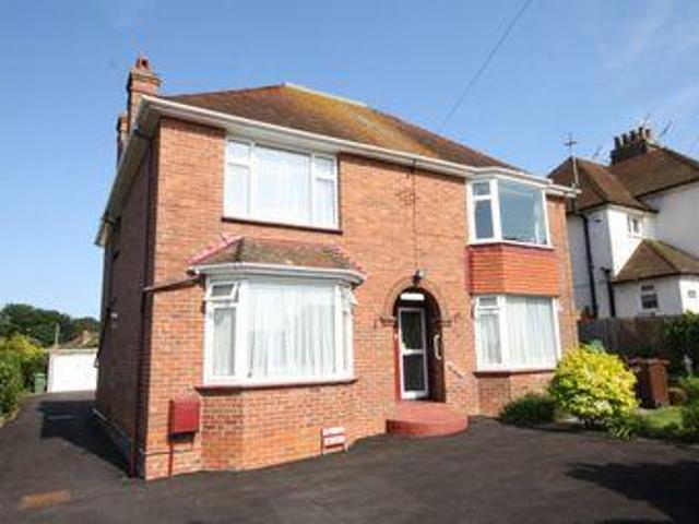 2 Bedrooms Flat for sale in Atherfield House, Holliers Hill, Bexhill On Sea TN40