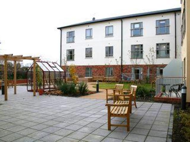 2 Bedrooms Flat for sale in Aughton Street, Ormskirk, Lancashire L39