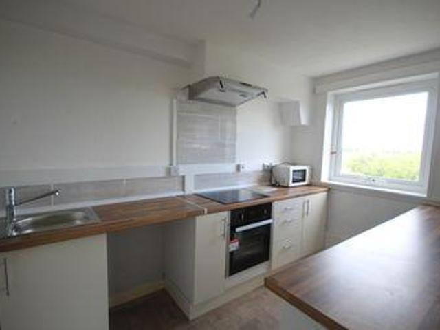 2 Bedrooms Flat for sale in Avondale Drive, Hayes, Middlesex UB3