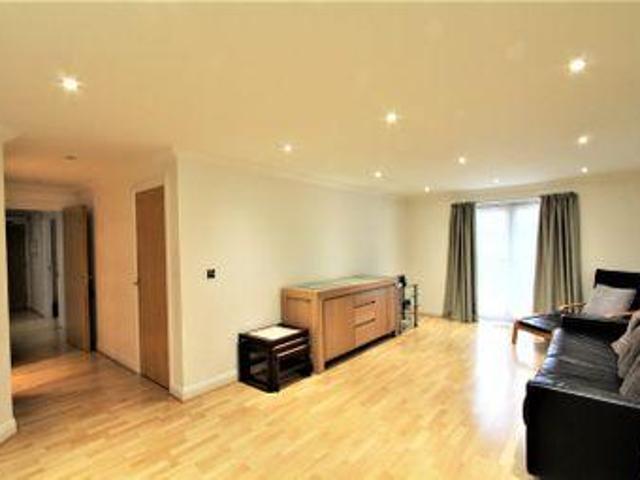 2 Bedrooms Flat for sale in Bowles Court, 57 Kenton Road, Harrow HA3