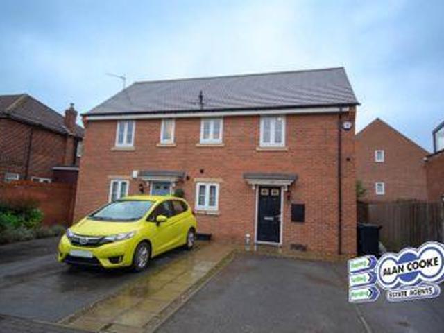 2 Bedrooms Flat for sale in Borrough View, Leeds LS8