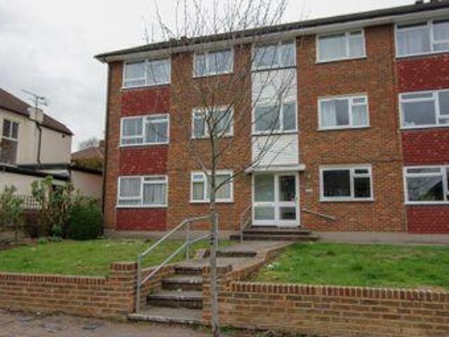 2 Bedrooms Flat for sale in Bosworth Road, New Barnet, Barnet EN5