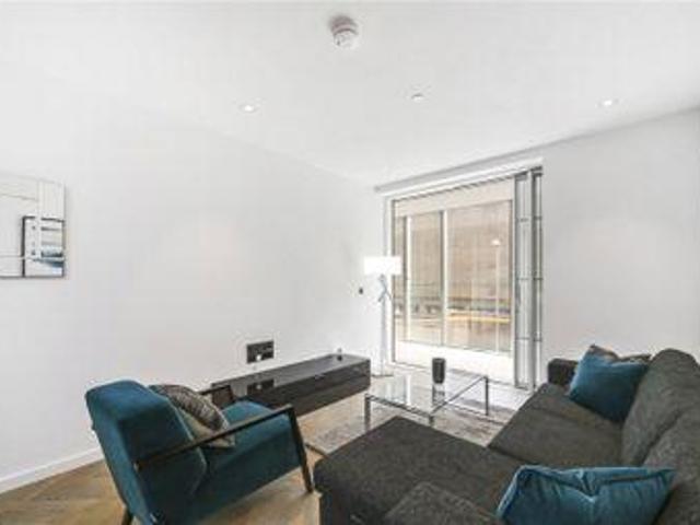 2 Bedrooms Flat for sale in Battersea Power Station, 11 Circus Road West, London SW11