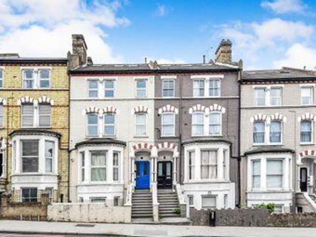 2 Bedrooms Flat for sale in Battersea Rise, London SW11