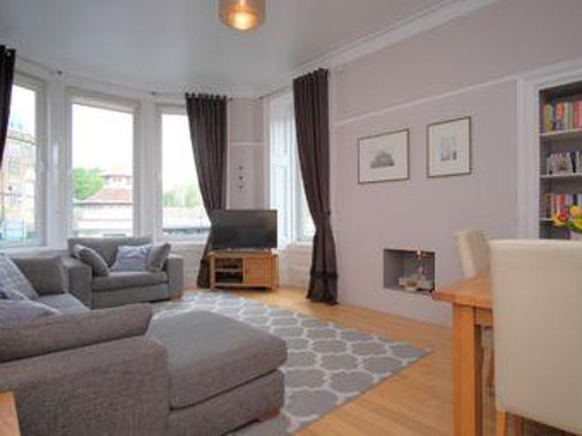 2 Bedrooms Flat for sale in Battlefield Gardens, Flat 1/1, Battlefield, Glasgow G42