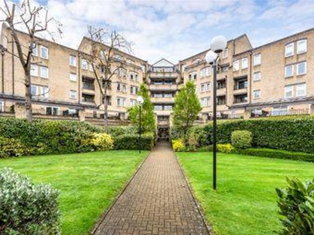 2 Bedrooms Flat for sale in Back Church Lane, London E1