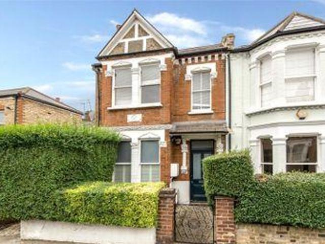 2 Bedrooms Flat for sale in Bassingham Road, London SW18