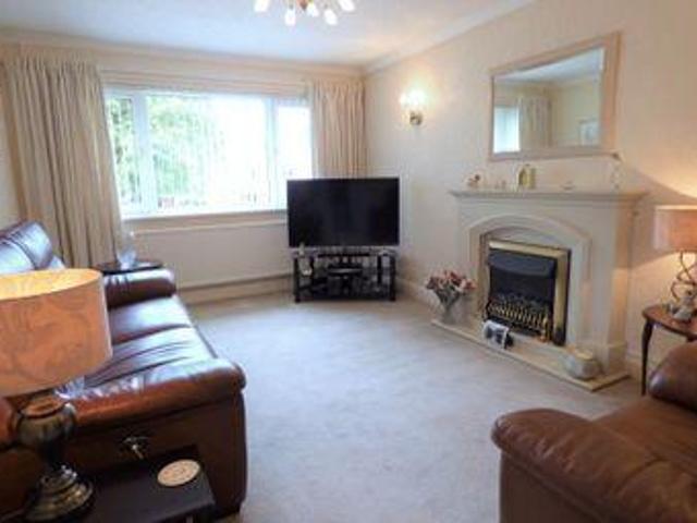 2 Bedrooms Flat for sale in Beverley Court, Morecambe LA4