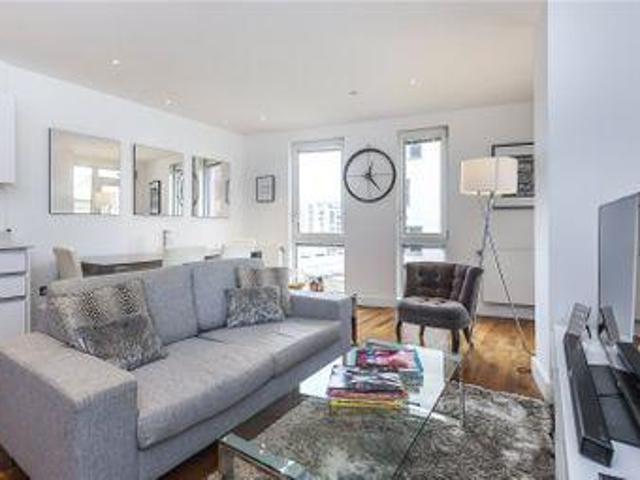 2 Bedrooms Flat for sale in Bellville House, 4 John Donne Way, London SE10