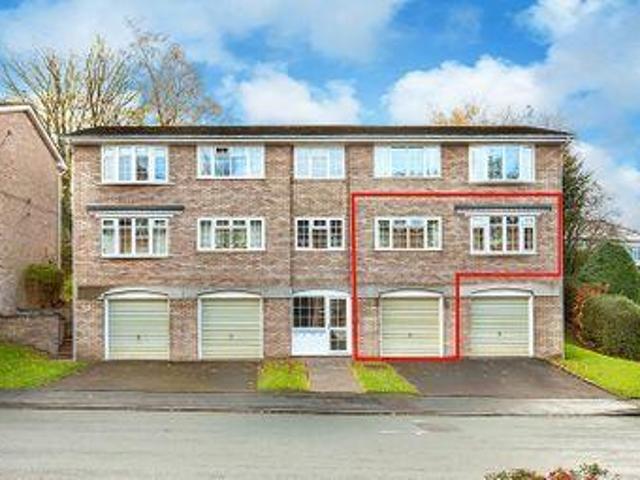 2 Bedrooms Flat for sale in Berkshire Drive, Congleton CW12