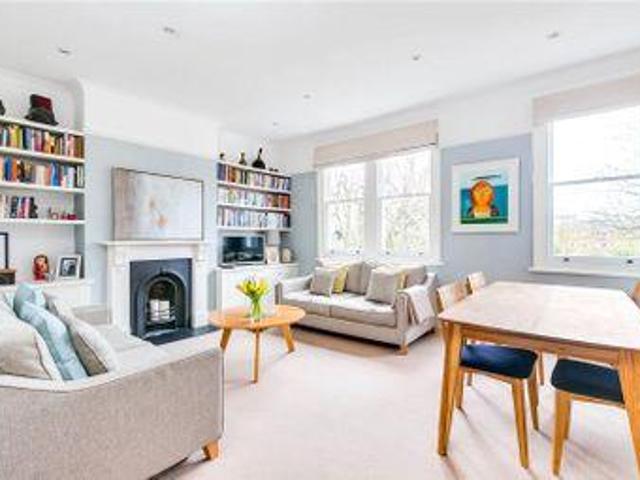 2 Bedrooms Flat for sale in Birdhurst Road, London SW18