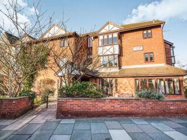 2 Bedrooms Flat for sale in Birkenhead Road, Hoylake, Wirral CH47