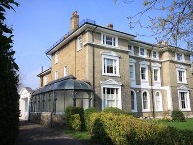 2 Bedrooms Flat for sale in Blackheath Park, Blackheath SE3