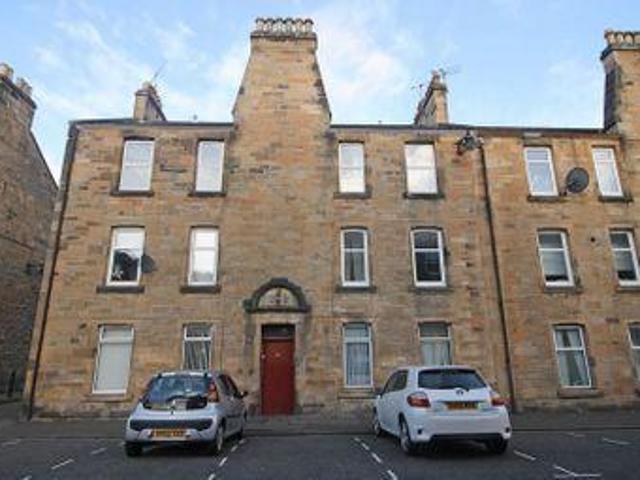 2 Bedrooms Flat for sale in Bruce Street, Stirling FK8