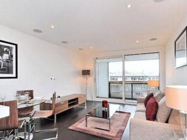 2 Bedrooms Flat for sale in Bramah House, Gatliff Road, Grosvenor Waterside SW1W