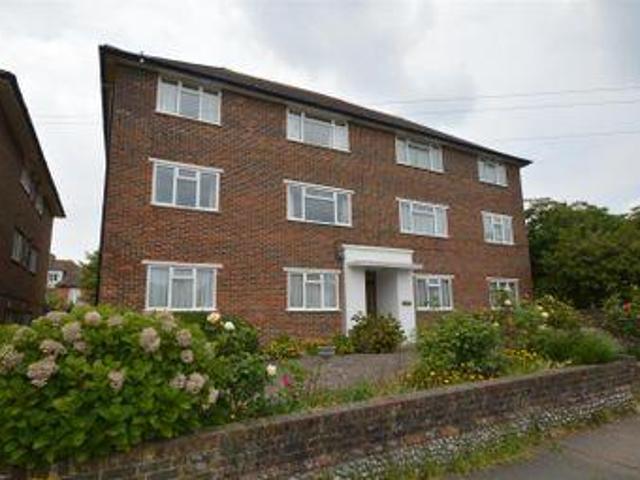 2 Bedrooms Flat for sale in Brassey Road, Bexhill On Sea TN40
