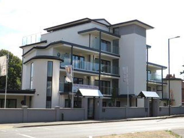 2 Bedrooms Flat for sale in Braywick Road, Maidenhead SL6
