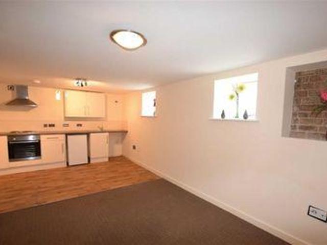 2 Bedrooms Flat for sale in Bridge Street, Gainsborough DN21