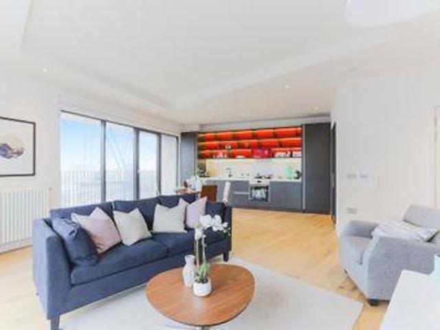 2 Bedrooms Flat for sale in Bridgewater House, London City Island, London E14