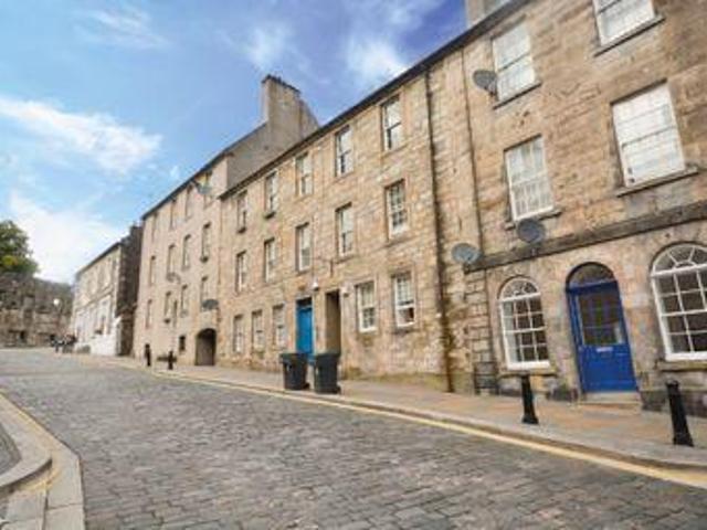 2 Bedrooms Flat for sale in Broad Street, Stirling, Stirling FK8