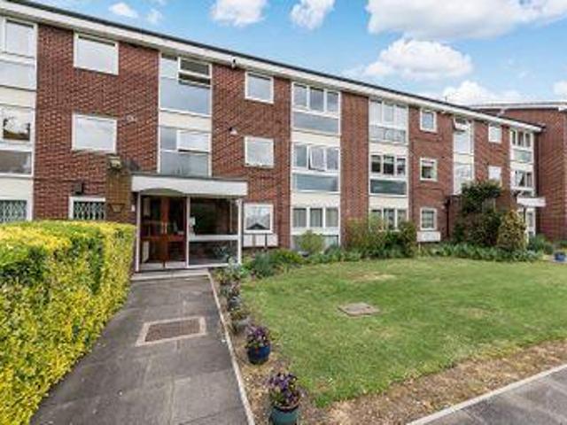 2 Bedrooms Flat for sale in Broadfields Heights, Broadfields Avenue, Edgware, Greater London. HA8