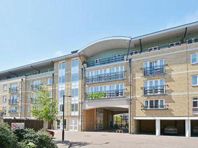 2 Bedrooms Flat for sale in Broomfield Street, Bow E14