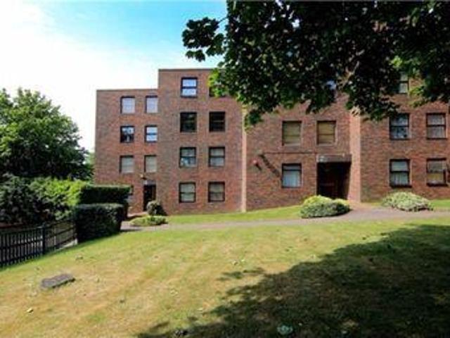 2 Bedrooms Flat for sale in Brook Road, London NW2