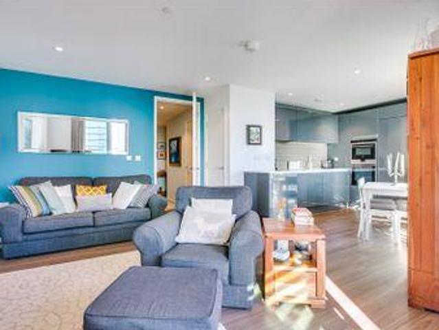 2 Bedrooms Flat for sale in Buckhold Road, Wandsworth, London SW18