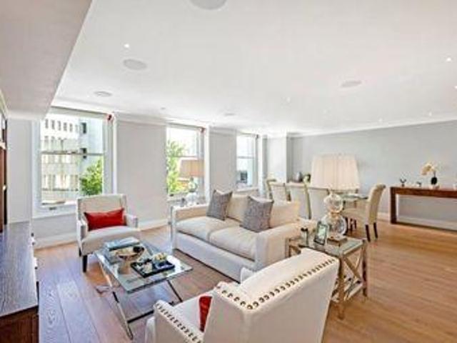 2 Bedrooms Flat for sale in Buckingham Gate, Westminster SW1E