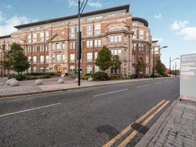 2 Bedrooms Flat for sale in Building 22, Cadogan Road, London SE18