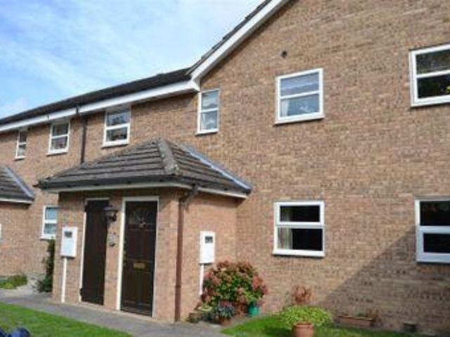 2 Bedrooms Flat for sale in Gonerby Road, Gonerby Hill Foot, Grantham NG31