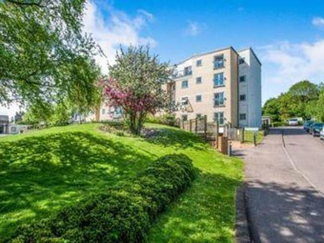 2 Bedrooms Flat for sale in Gadebury Heights, Bury Road, Hemel Hempstead, Hertfordshire HP1