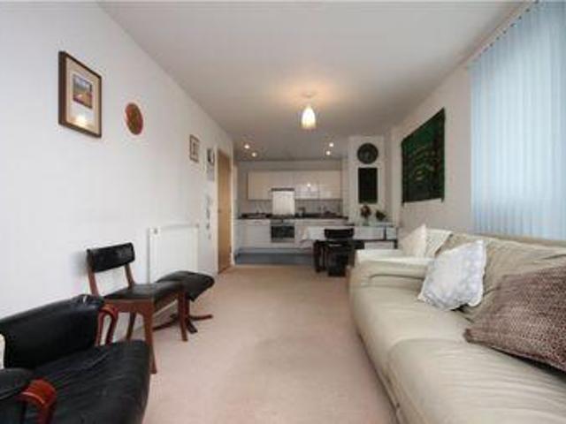 2 Bedrooms Flat for sale in Gary Court, 189 London Road, Croydon CR0