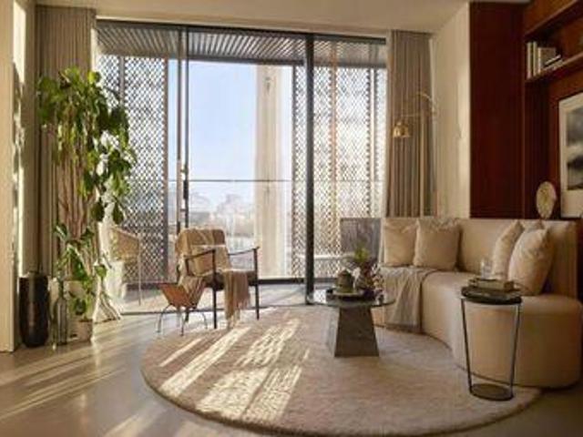 2 Bedrooms Flat for sale in Gasholder, Kings Cross, London N1C