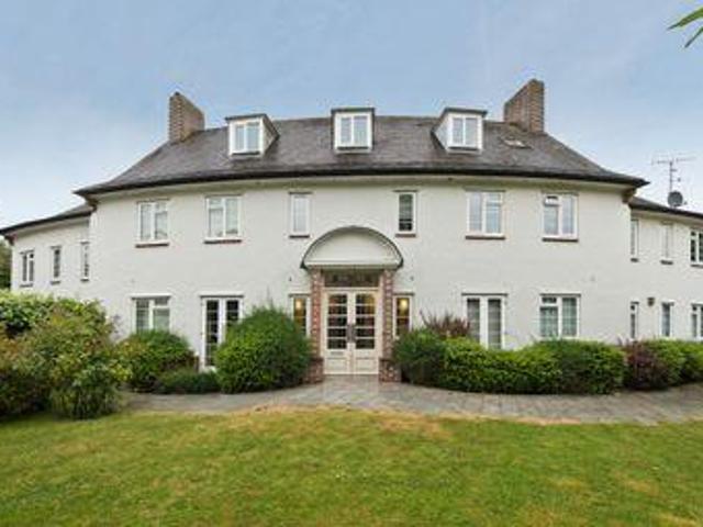 2 Bedrooms Flat for sale in Georges Square, Mostyn Road, Merton Park, London SW19