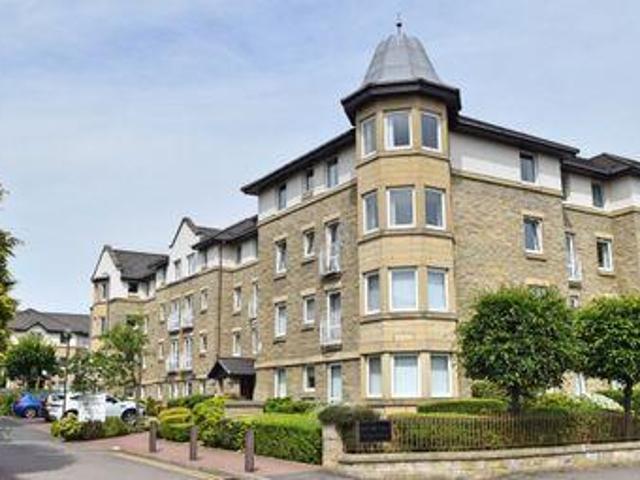 2 Bedrooms Flat for sale in Glasgow Road, Paisley PA1