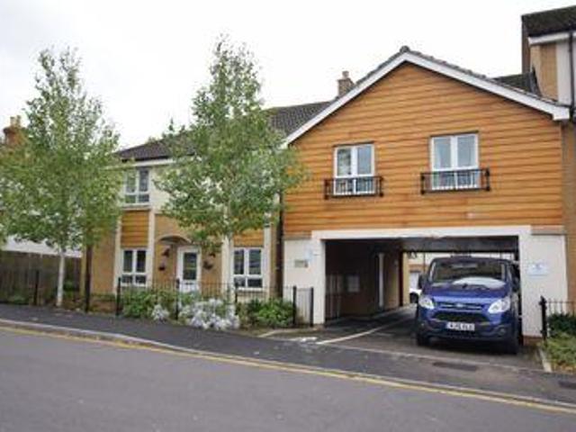 2 Bedrooms Flat for sale in Glasscutter, Petherton Road, Bristol BS14