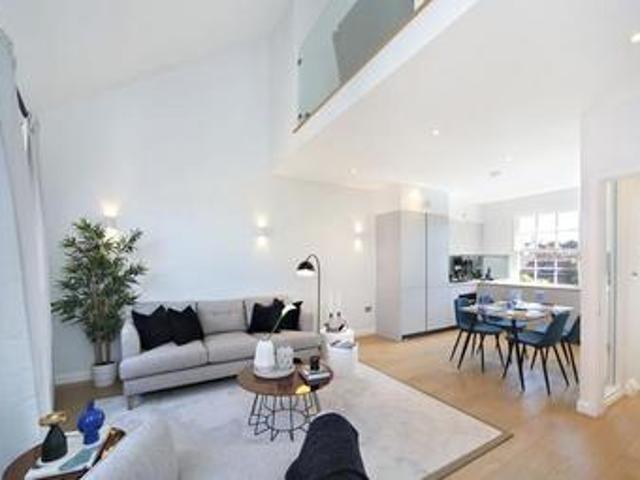 2 Bedrooms Flat for sale in Glebe Place, London SW3