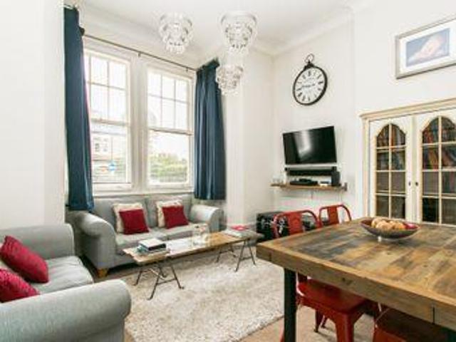 2 Bedrooms Flat for sale in Gleneldon Road, London SW16