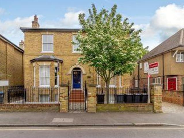 2 Bedrooms Flat for sale in Grange Road, Kingston Upon Thames KT1