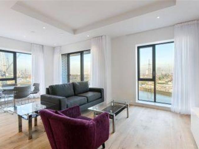 2 Bedrooms Flat for sale in Grantham House, Botanic Square, London E14