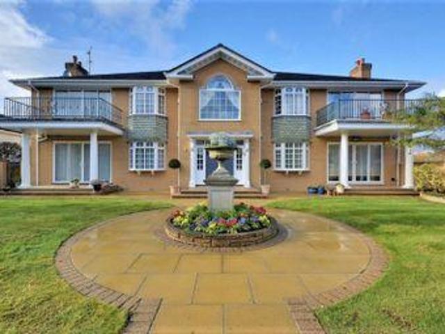 2 Bedrooms Flat for sale in Granville Road, Birkdale, Southport PR8