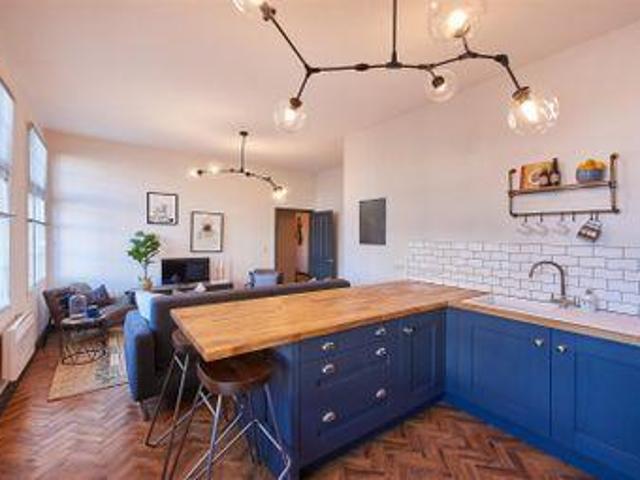 2 Bedrooms Flat for sale in Great Hampton Street, Hockley, Birmingham B18